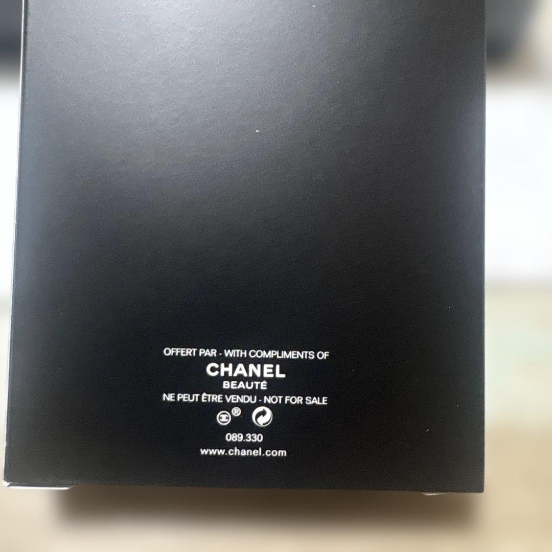 CHANEL ミラー付きボックス&ネイルケアセット ノベルティ