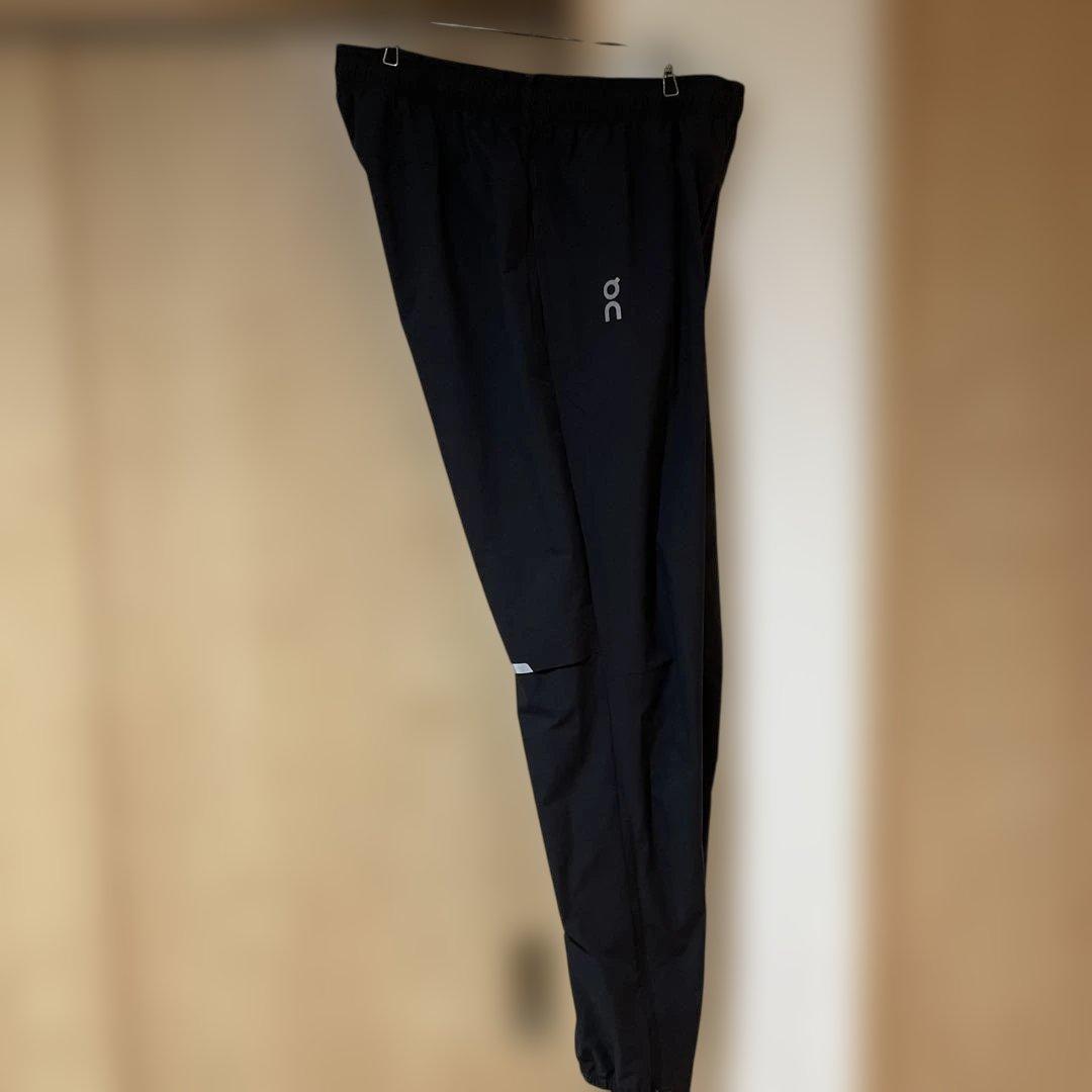 On CORE PANTS ブラック
