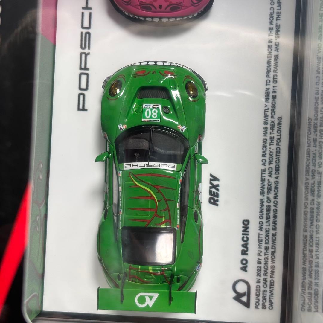 SR 1/64 ポルシェ 911 GT3 ダブルパック グリーン＋ピンク恐竜