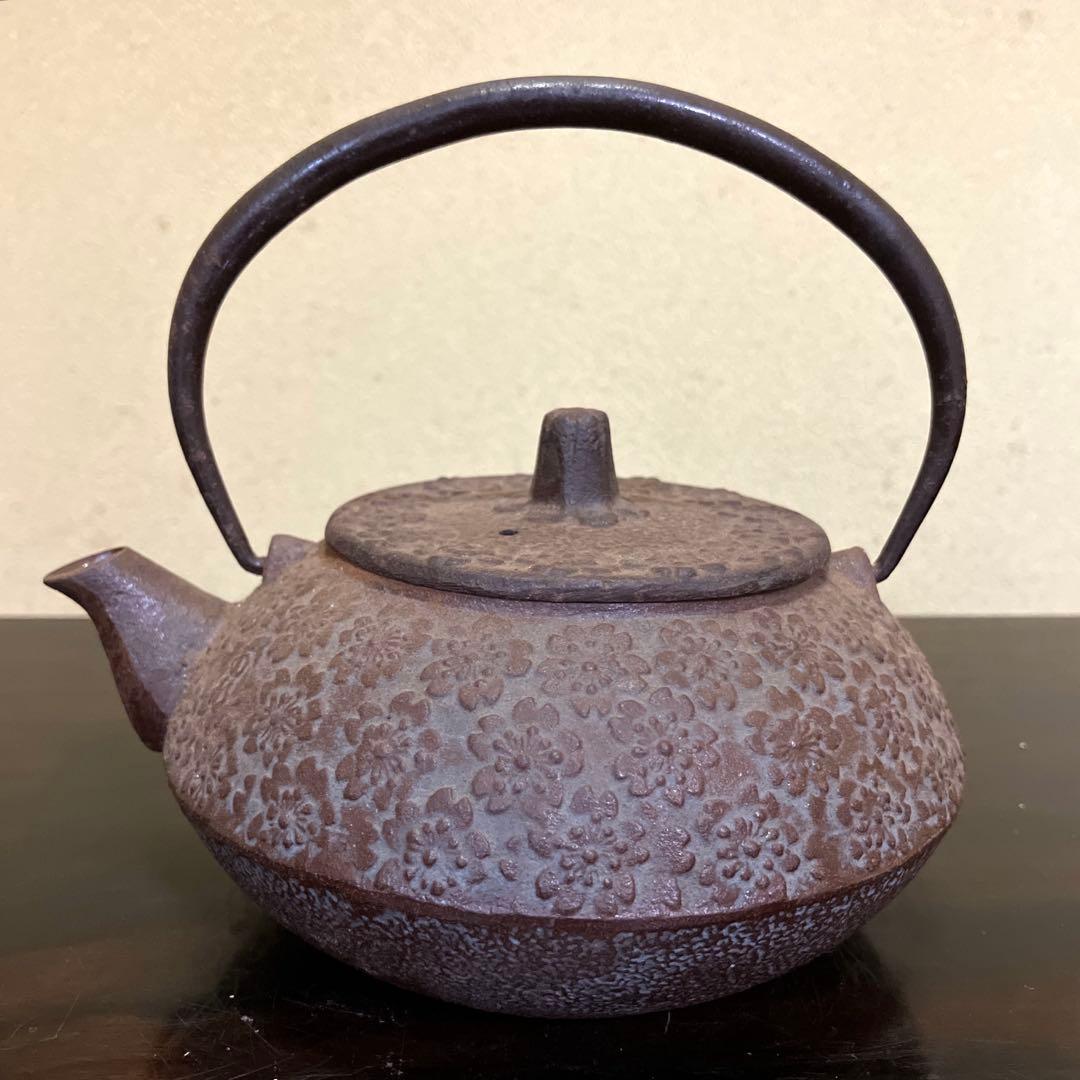 鉄瓶　急須　茶器　日本茶　茶道　桜