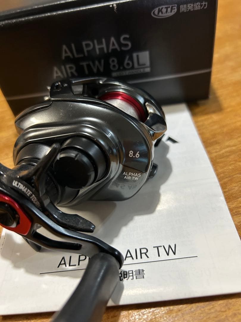 ダイワ　20アルファスAIR TW 8.6L 左　中古美品