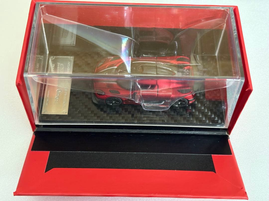 激レア！　1/64ケーニングセグ アゲーラ　左右ドア開閉