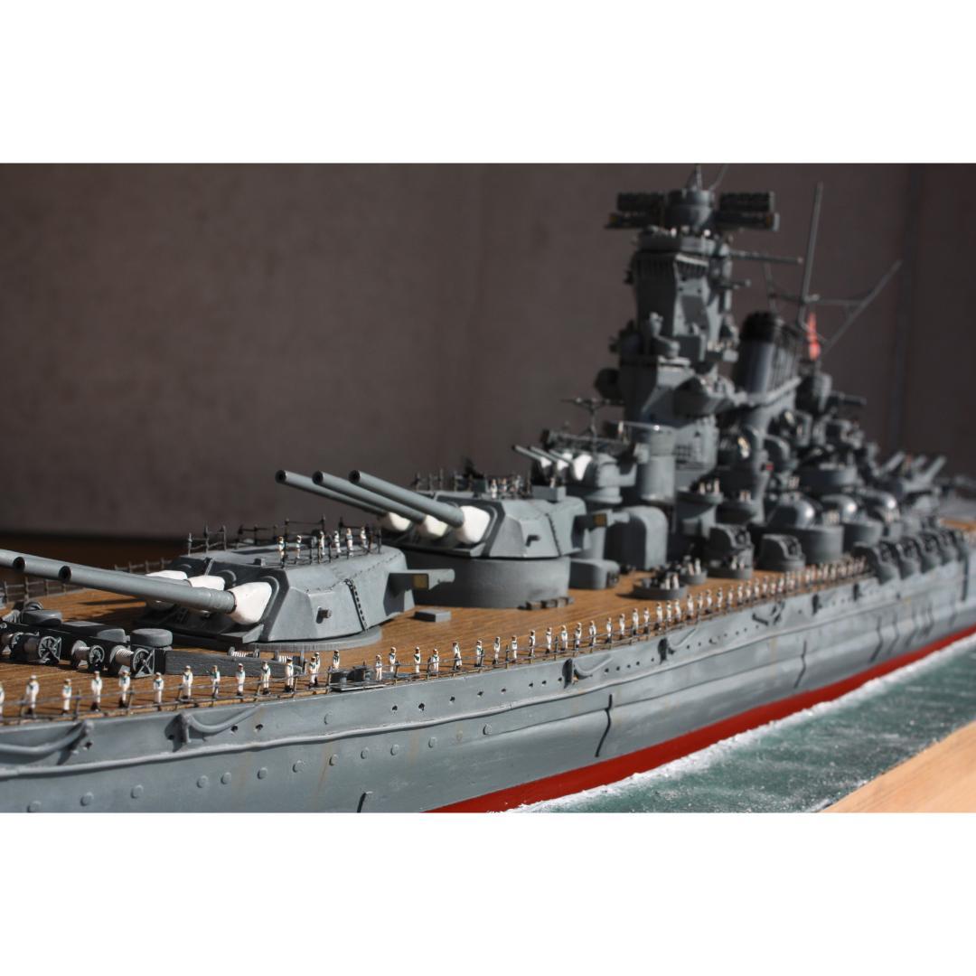 戦艦大和 ジオラマ 1/250 艦船模型 透明ケース付 プラモデルではありません