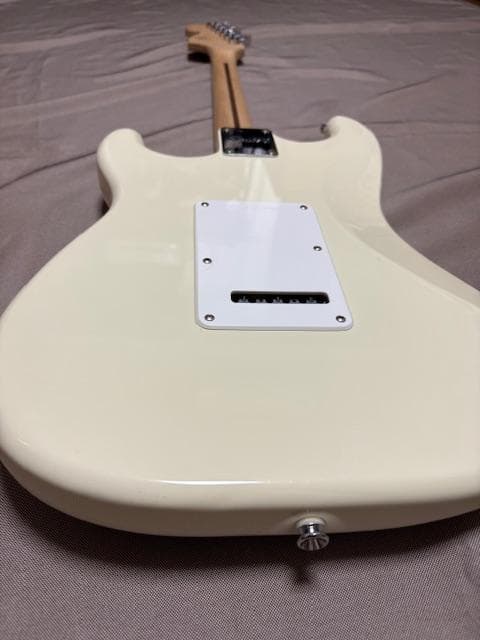 SQUIER AFFINITY ストラトキャスターモデル　ホワイト系 美品
