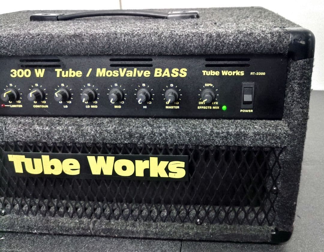 希少　Tube Works RT-3300　300W 　ベースアンプヘッド