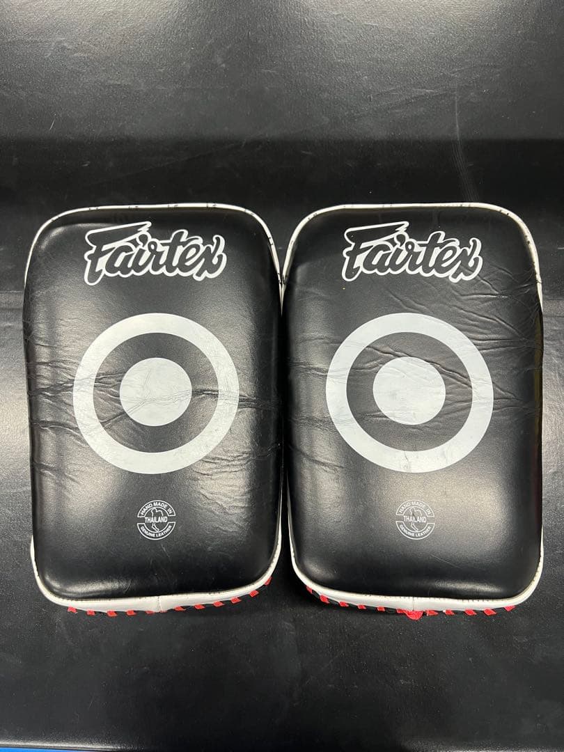 Fairtex キックミット KPLC1 Sサイズ | 本革製 ペアセット