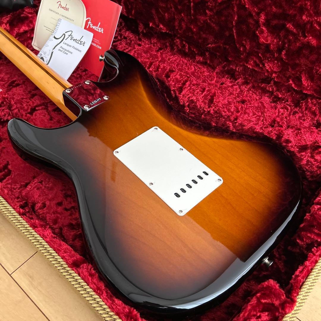 タンさん　定価35万超【美品】Fender アメビンII 57ストラト