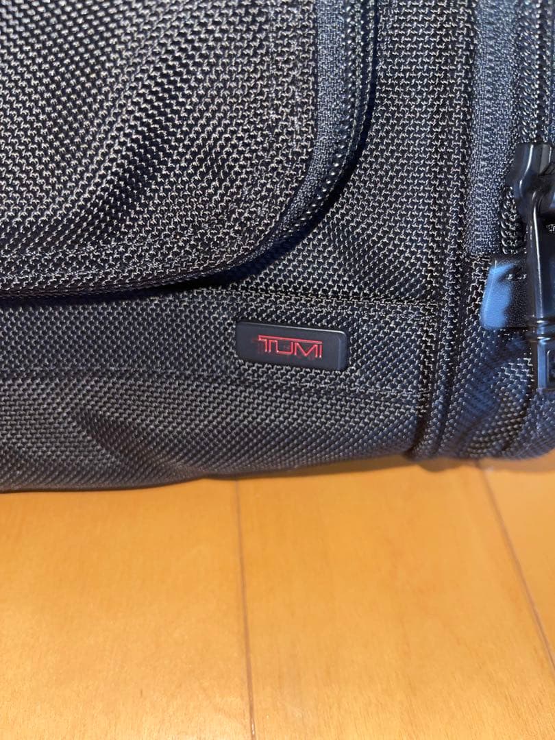 TUMI ブラック ガーメントバッグ