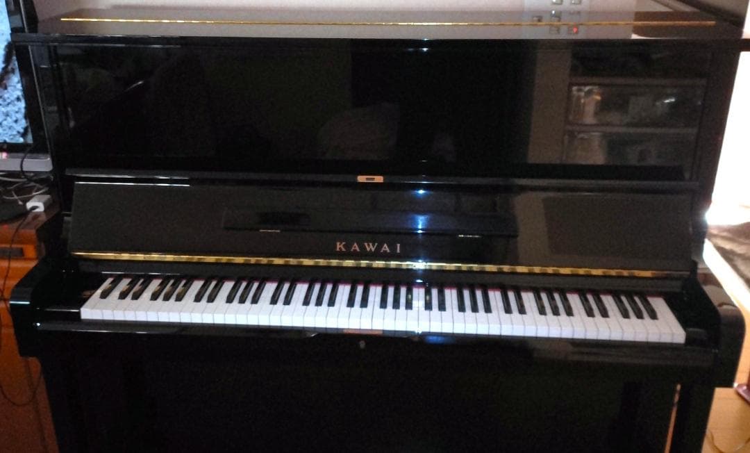 アップライトピアノ KAWAI NS-15 　椅子＋メトロノーム付属
