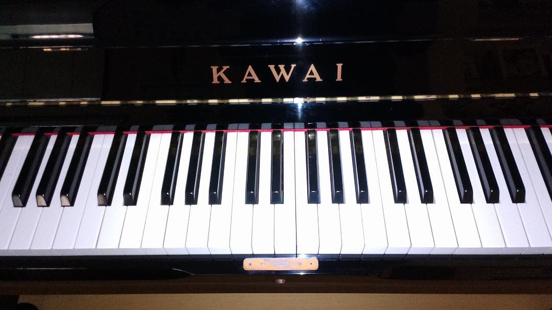 アップライトピアノ KAWAI NS-15 　椅子＋メトロノーム付属