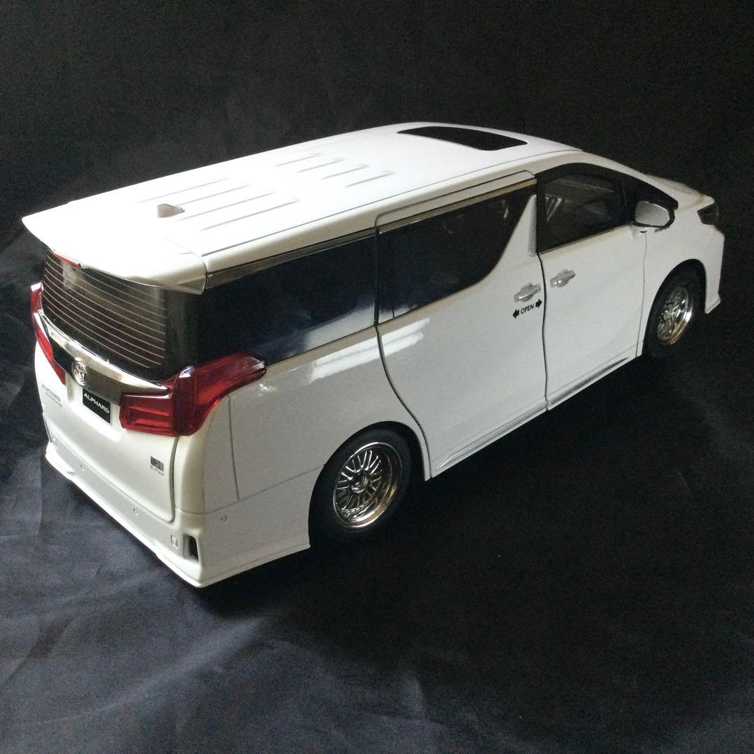 トヨタ アルファード 2023年型 TOYOTA ALPHARD 1/18