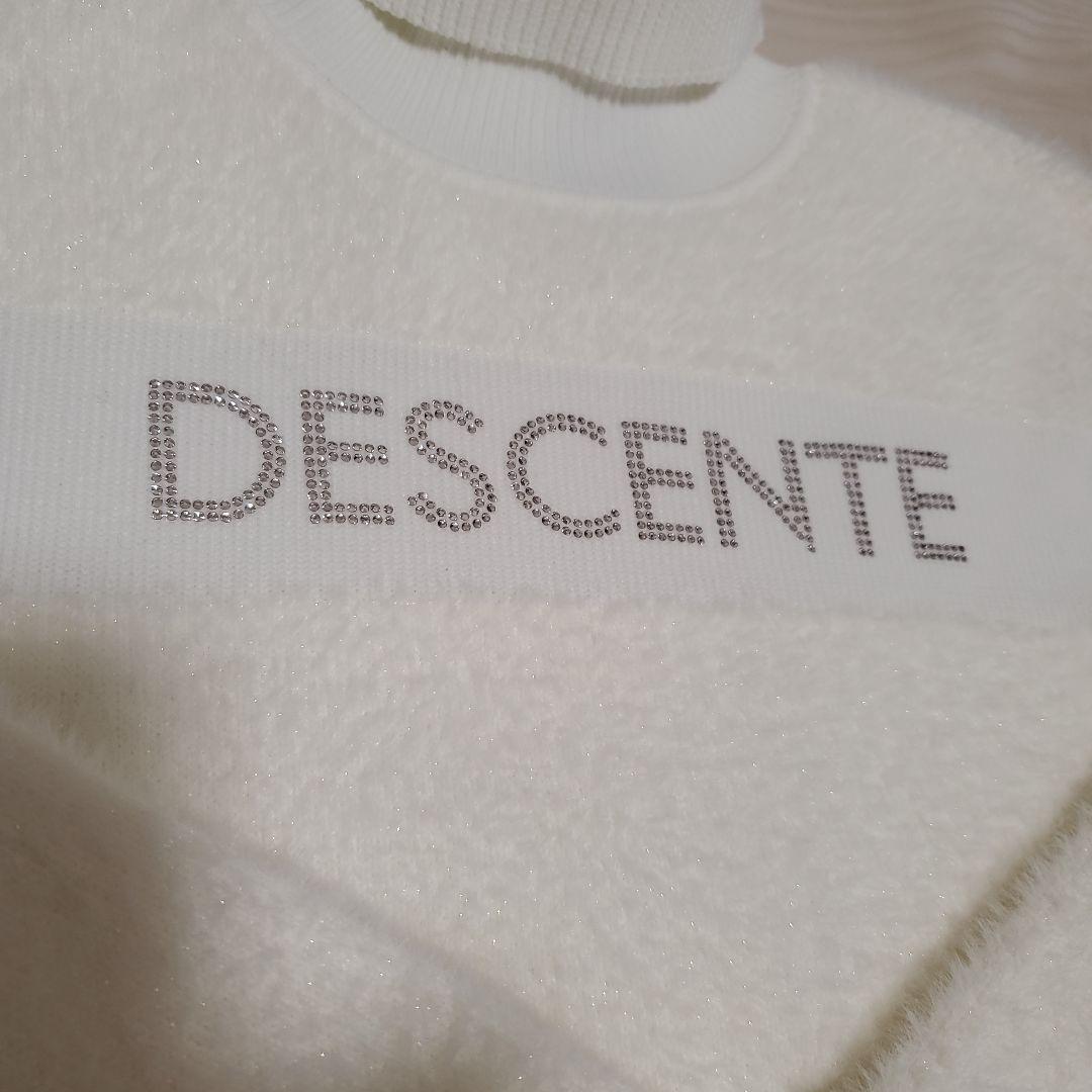 DESCENTE CRYSTAL ラメミックスシャギータートルネックセーター