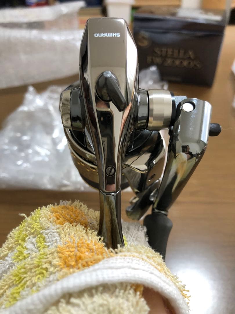 シマノステラSHIMANO STELLA FW2000S リールステラ　01