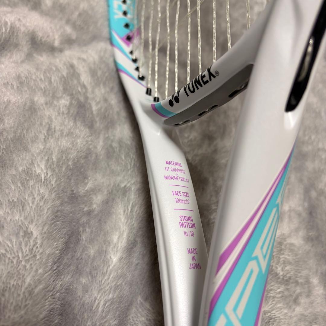 週末限定値下げ！！YONEX VコアスピードG1 硬式テニスラケット