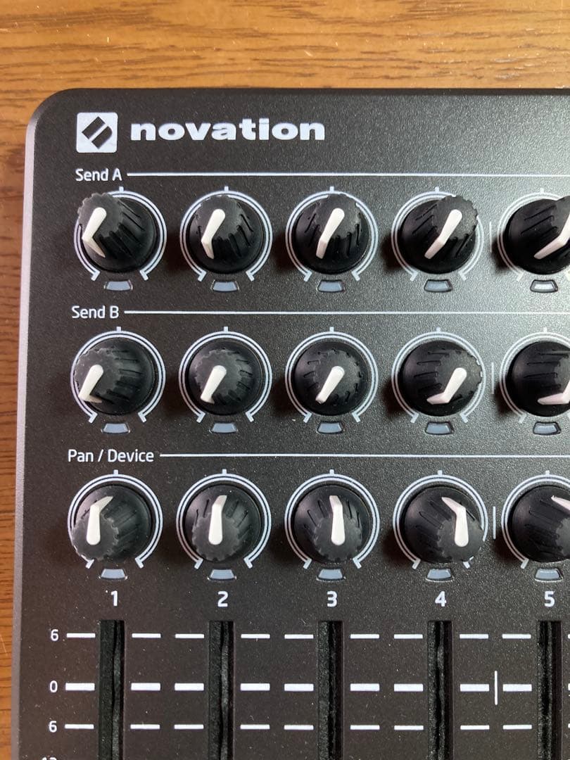 美品 Novation Launch Control XL MK2