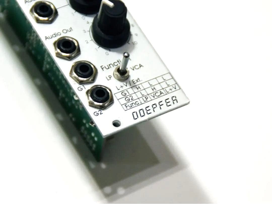 DOEPFER A-101-2 LPG / モジュラーシンセ