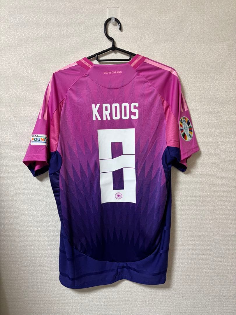 adidas KROOS シャツ 8 番　トニクロース