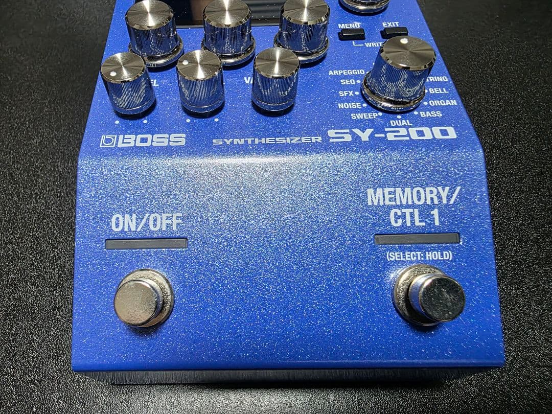 BOSS SY-200 ギターシンセサイザー