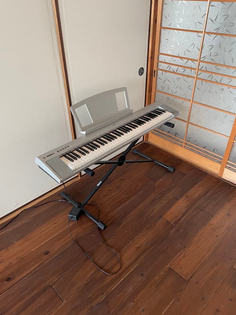 YAMAHA 電子ピアノPortable grand NP30