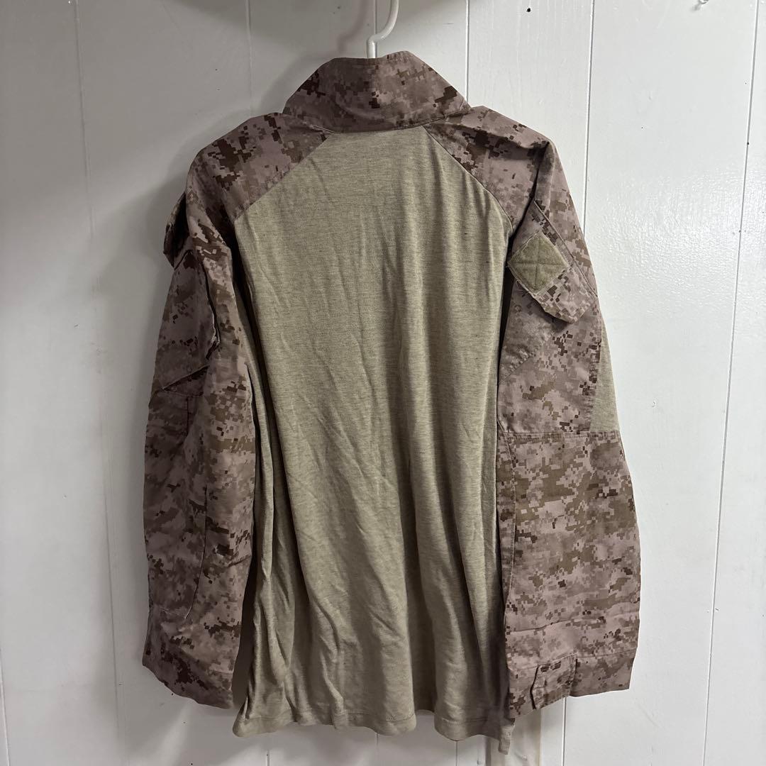 未使用品　米軍　実物　FROG COMBAT SHIRT MEDIUM ②