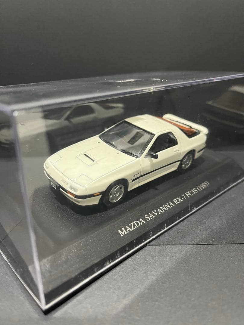 DISM 1/43 ミニカー MAZDA RX-7 FC3S 前期 ホワイト