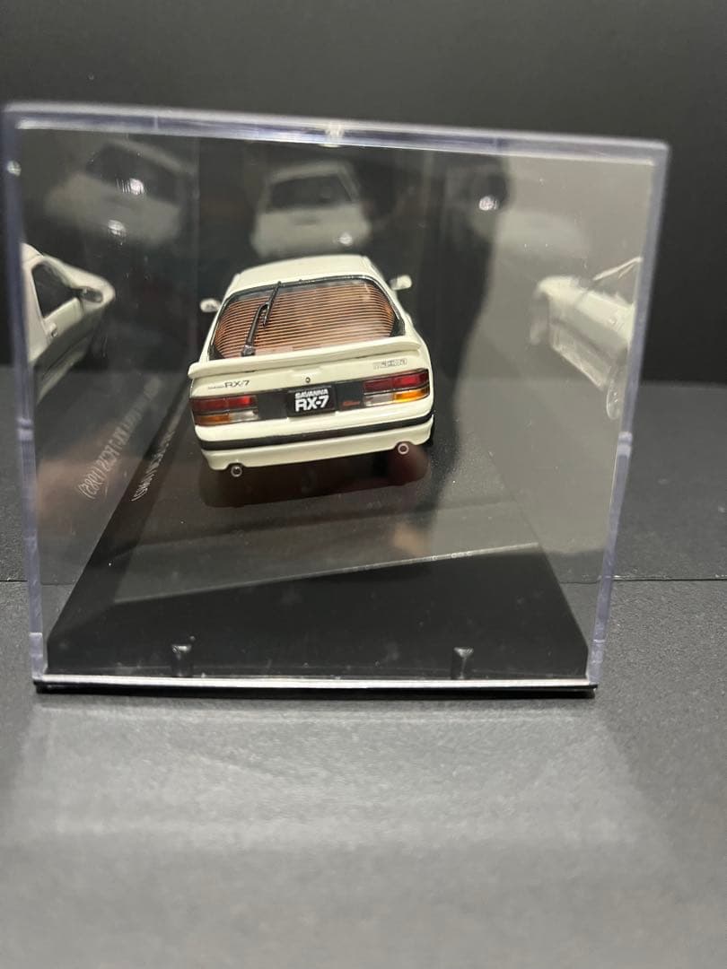 DISM 1/43 ミニカー MAZDA RX-7 FC3S 前期 ホワイト