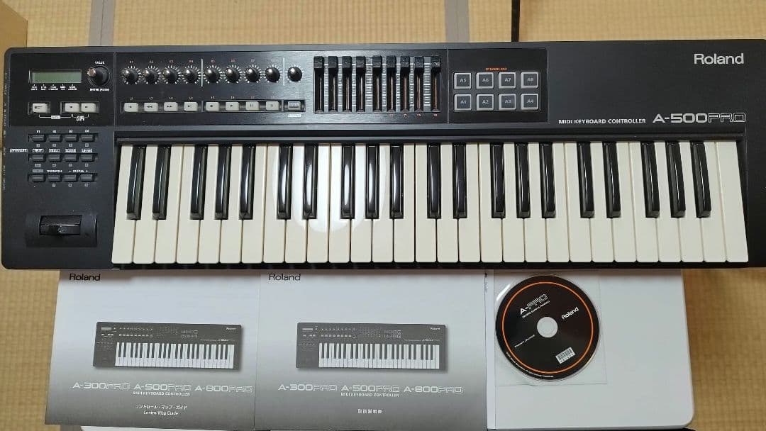 ローランド　Roland A500 PRO