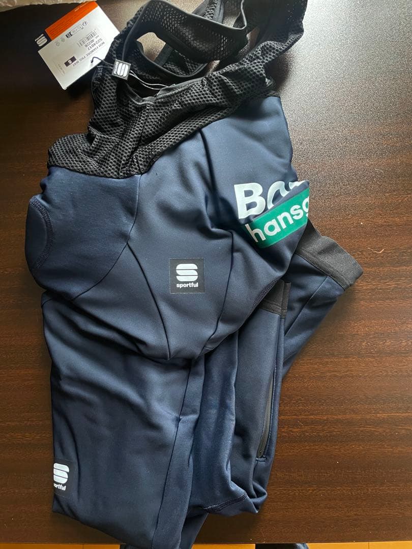 【選手用新品】BORA hansgroheサーマルビブタイツS