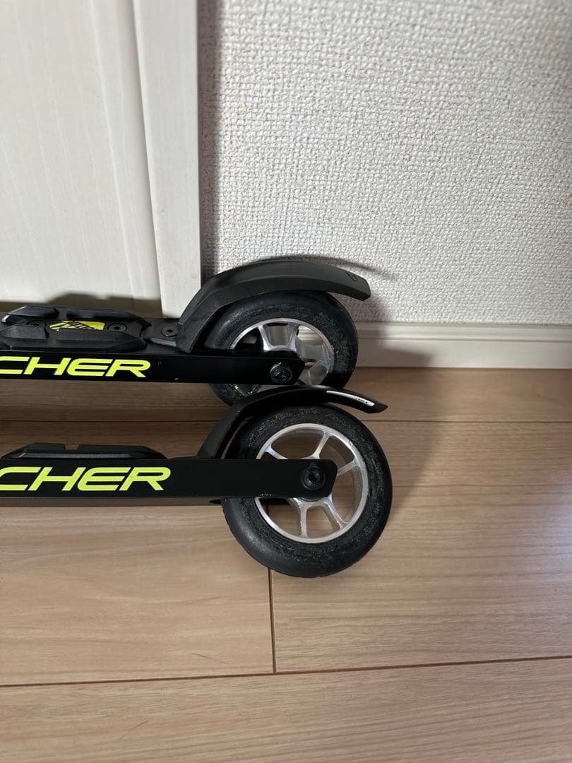 Fischer RC7 ローラースキー