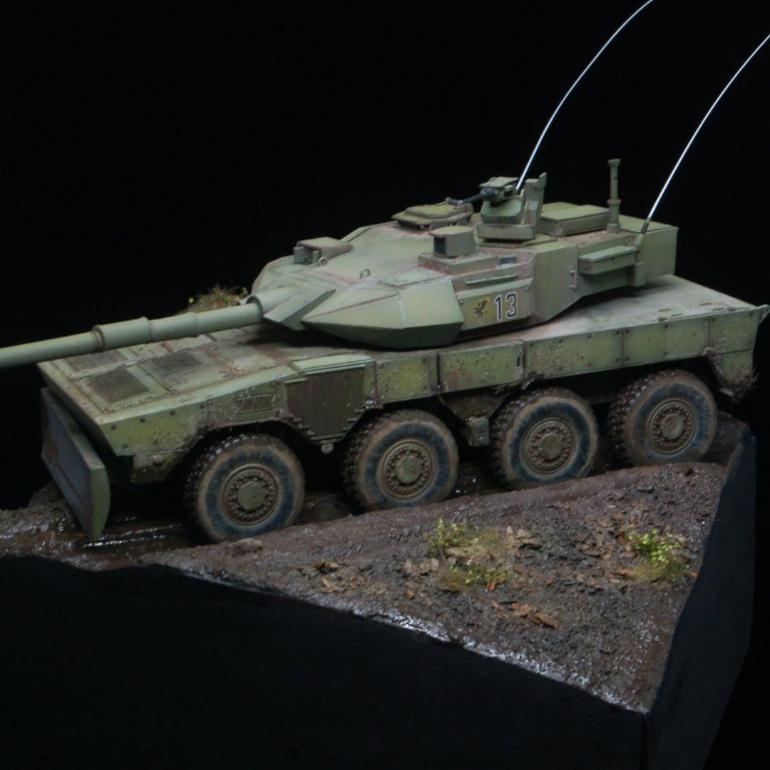 ミキシング 模型 1/48 16式 キットに改造を施してます。