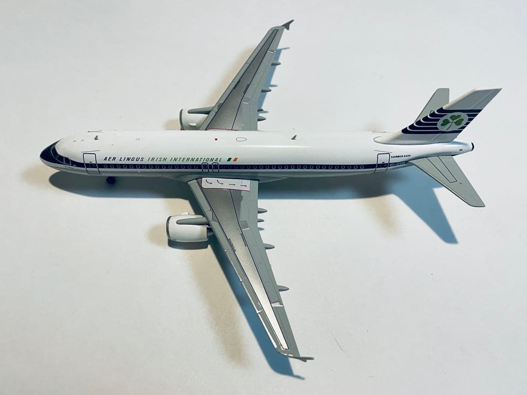 エアリンガス AIRBUS A320 1/200 航空模型