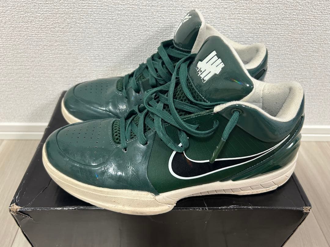 UNDEFEATED × Nike Kobe 4 Protro
