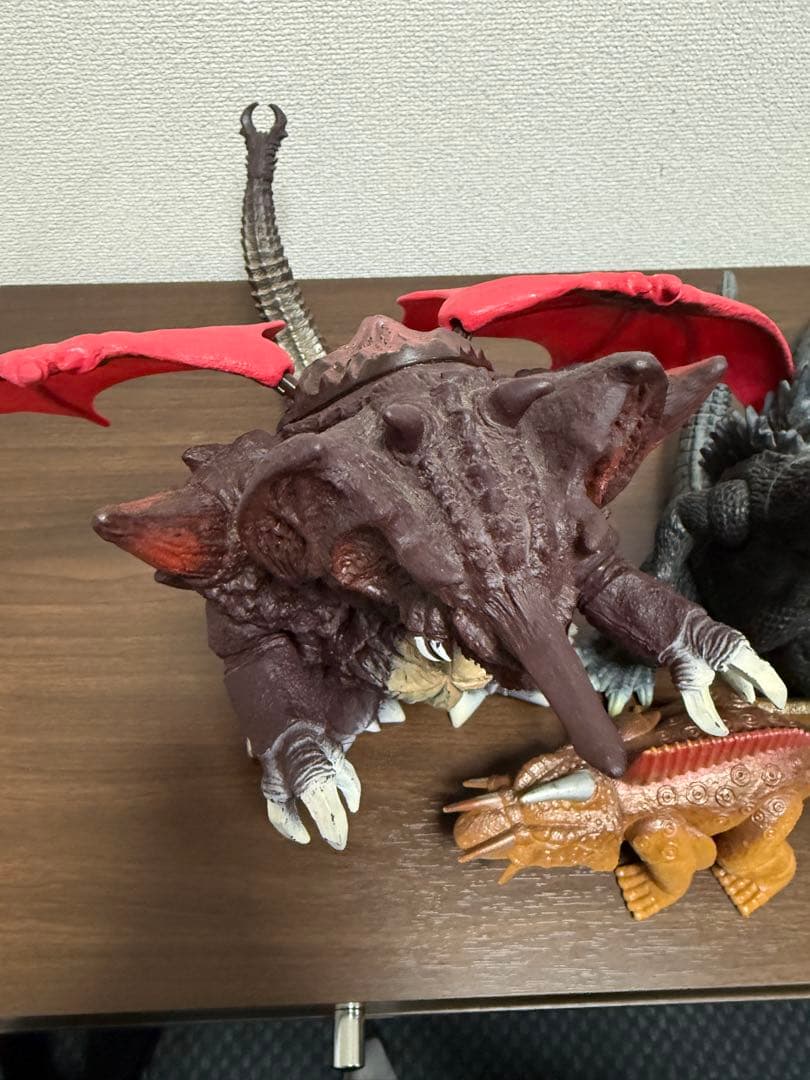 シンゴジラ フィギュア 東宝 ゴジラ デストロイア ソフビ バンダイ