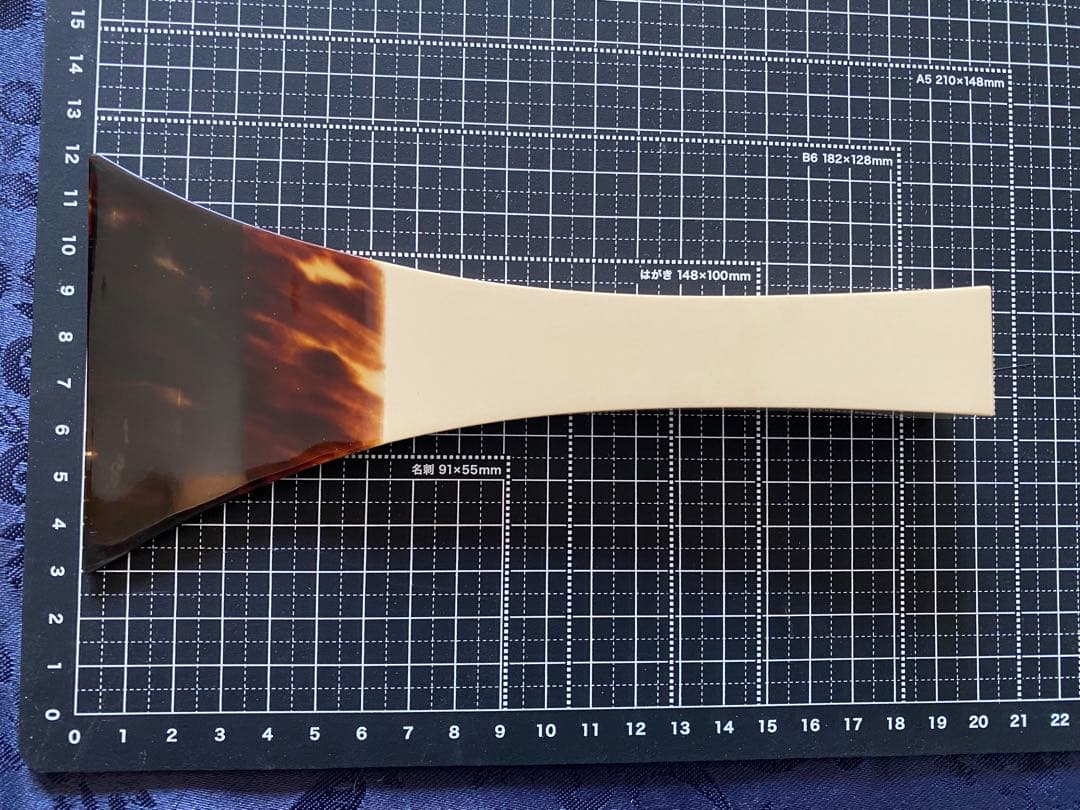 三味線撥 ２本 ケース付き