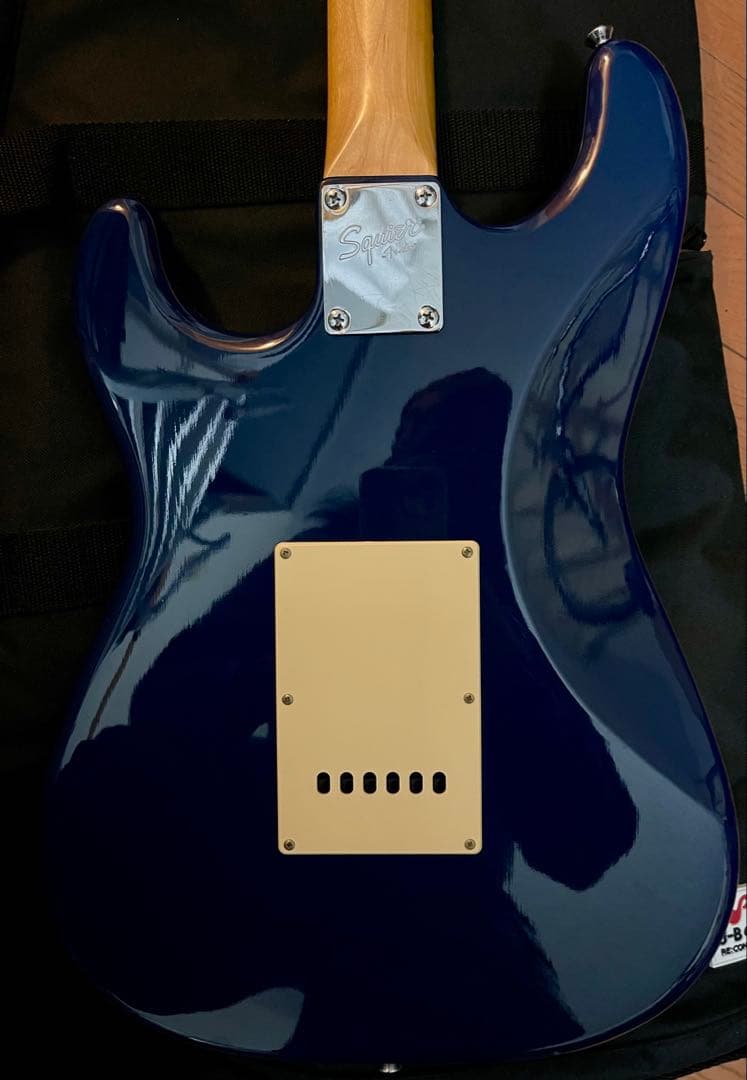 ギター Fender Squier Strat Dark Blue