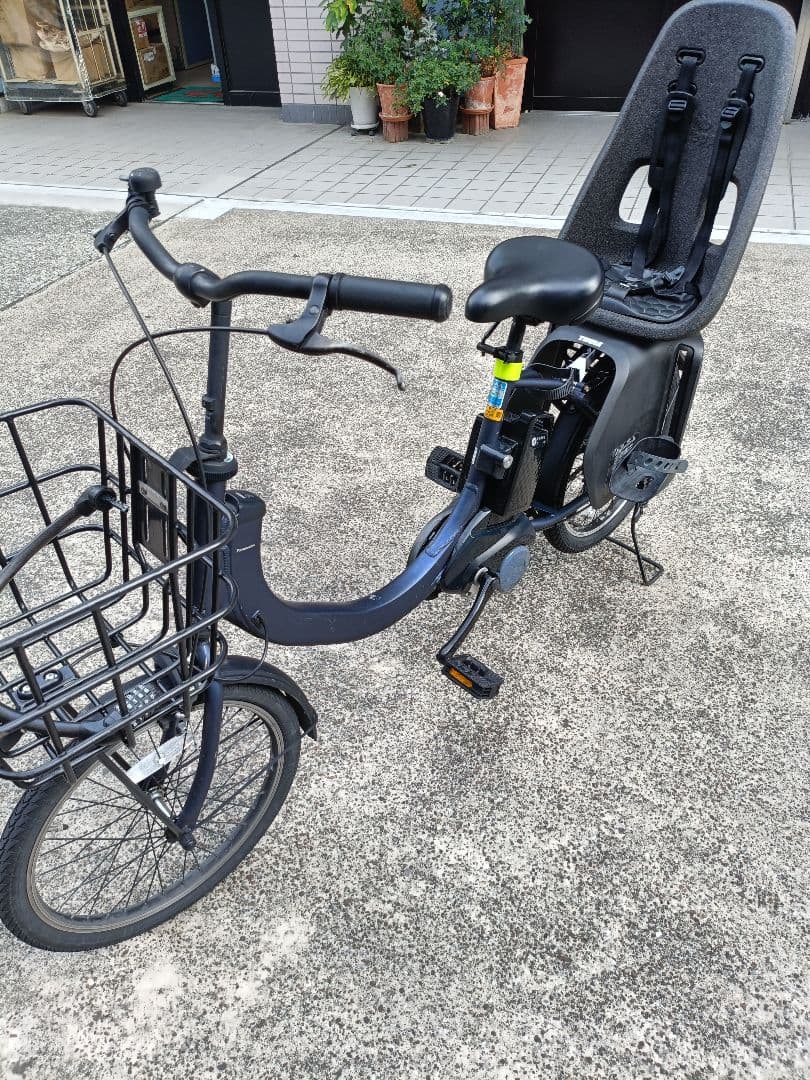 Panasonic sw 電動自転車　Thuleチャイルドシート付き