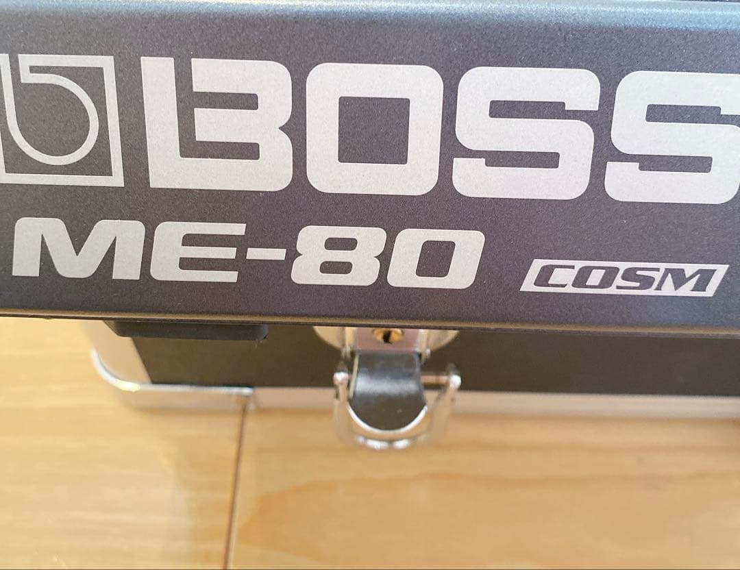 BOSS ME-80 Guitar Multiple Effectsアダプター付