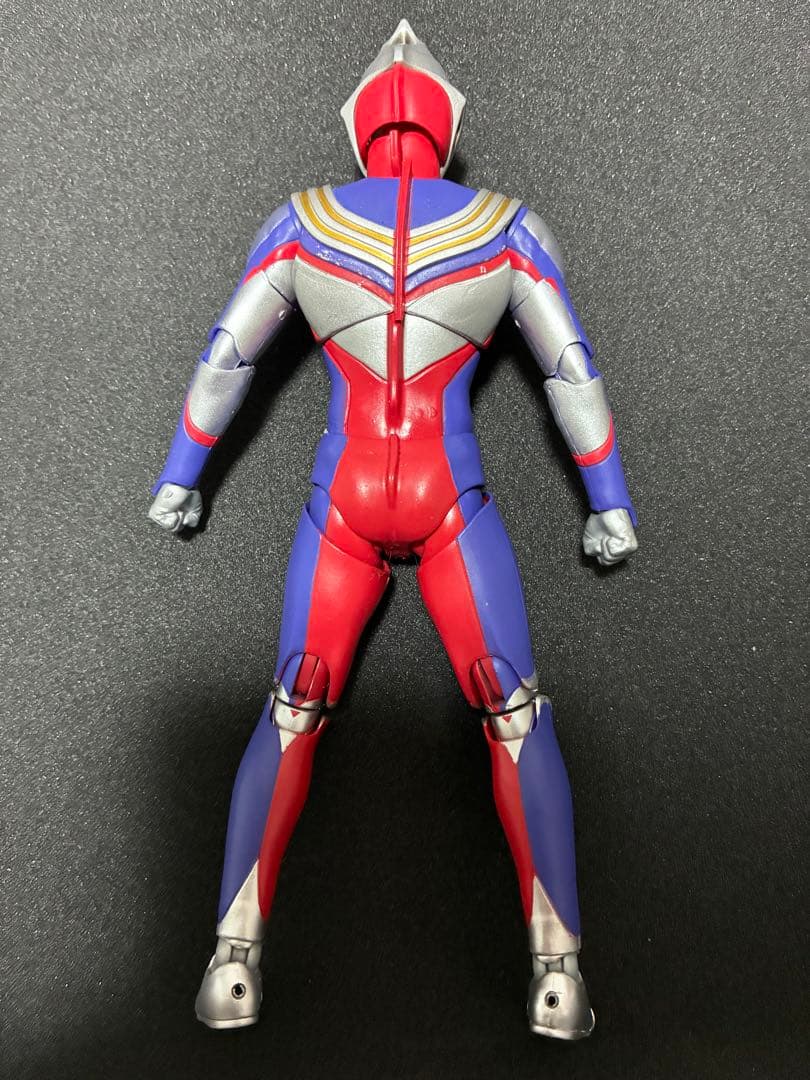 SHフィギュアーツ　ウルトラマンティガ　ダイナ　セット