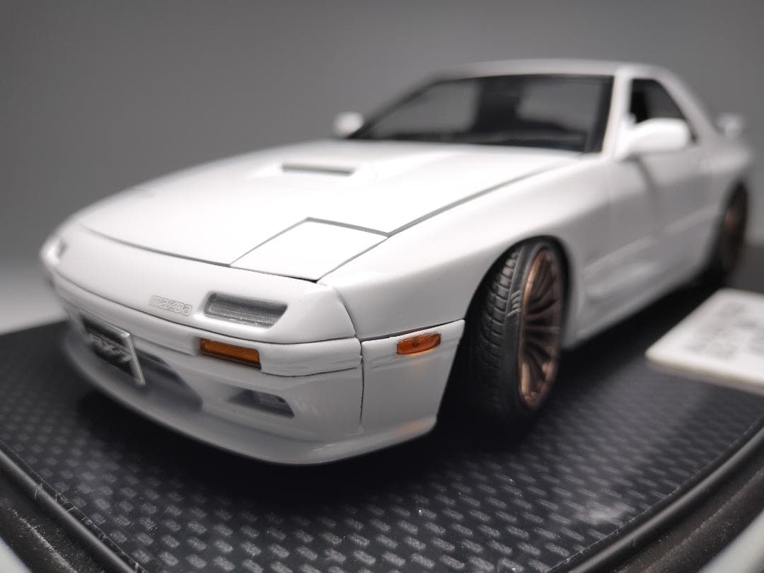 1/24 マツダ サバンナ RX7（FC3S）プラモデル 完成品