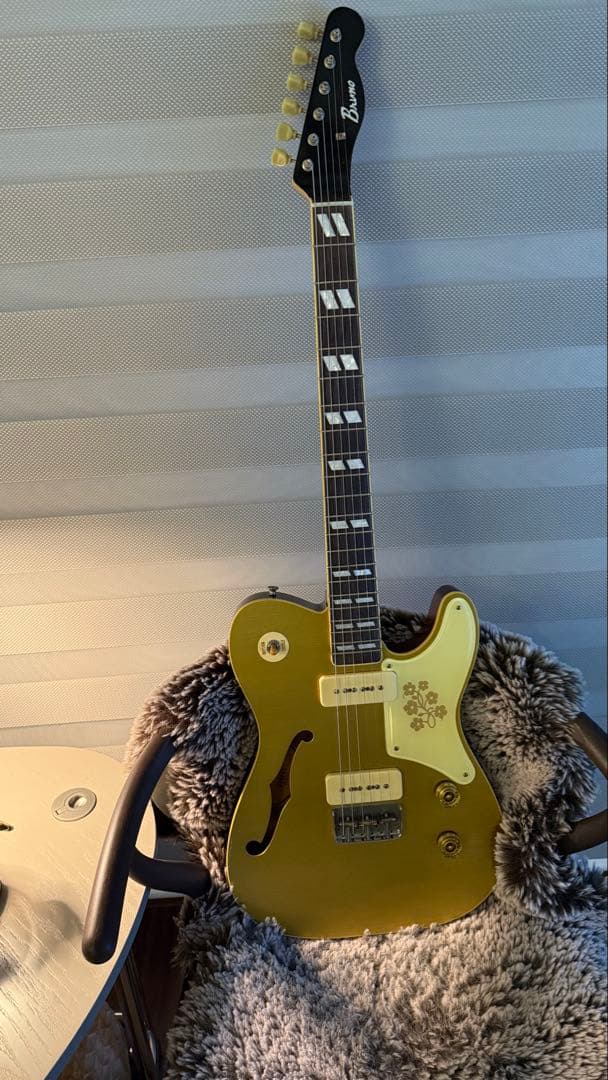 Bruno guitars tn−295 goldtop