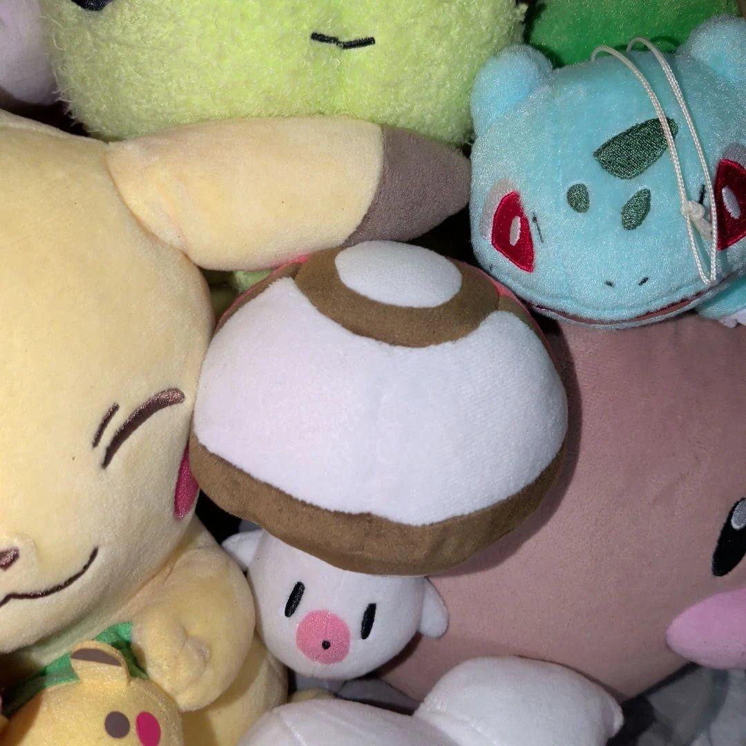 メルカリ市最終特価！ポケモン　ぬいぐるみ　まとめ売り40体超え
