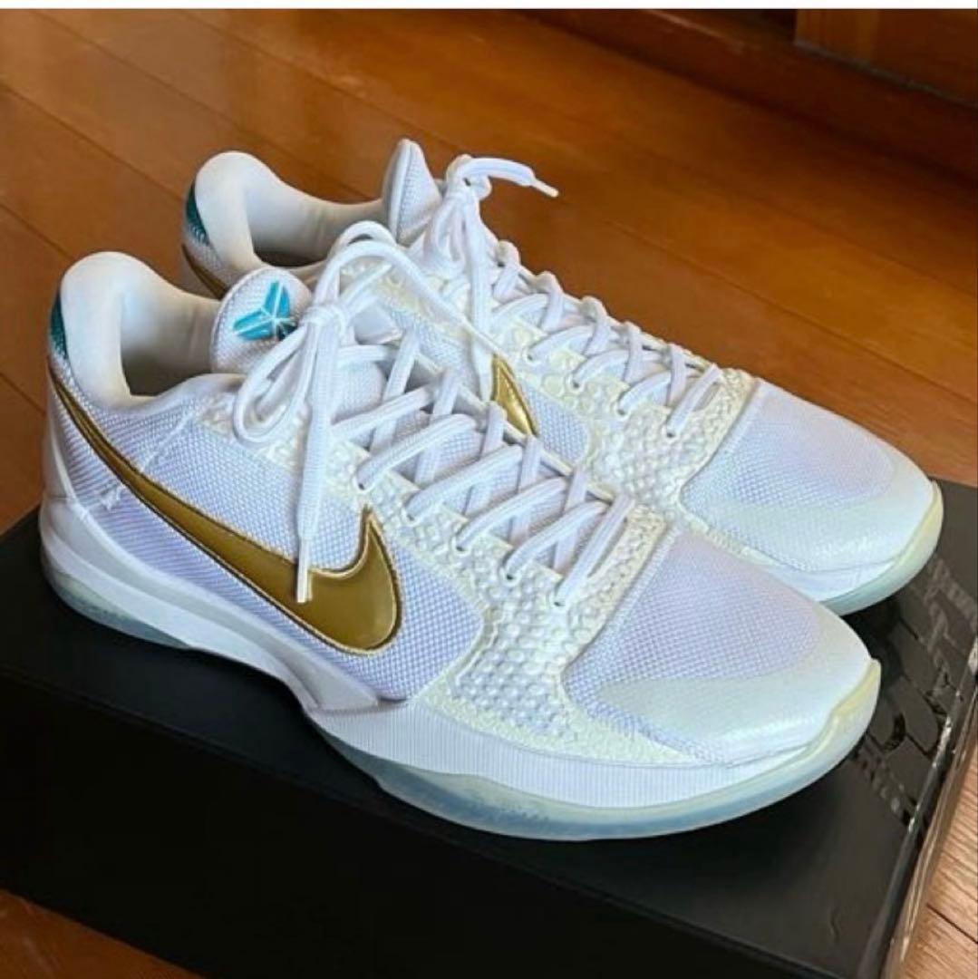 (値下げ可)KOBE 5 PROTORO UNDEFEATED 29cm