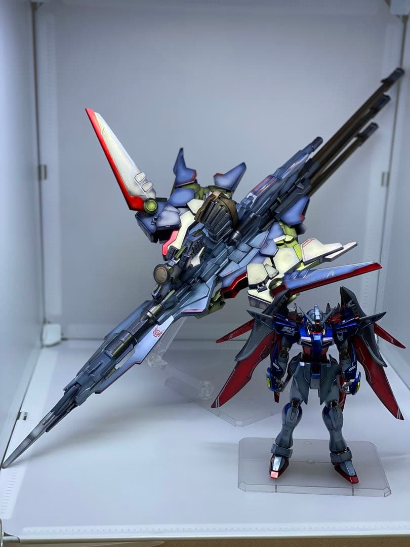 ガンプラ完成品HG デスティニーガンダムspecⅡ & ゼウスシルエット全塗装