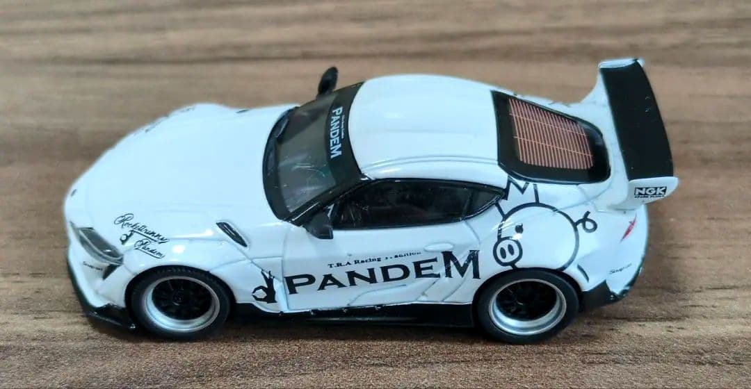 MINI GT Pandem Toyota GR Supra ホワイト