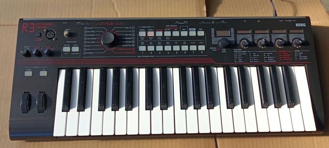 KORG R3 シンセサイザー 37鍵