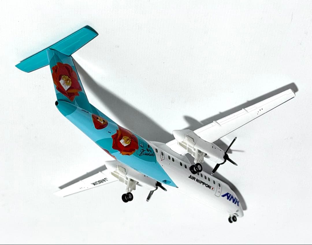 全日空商事 1/200 DHC-8-300 ANK TSUBAKI LIVERY