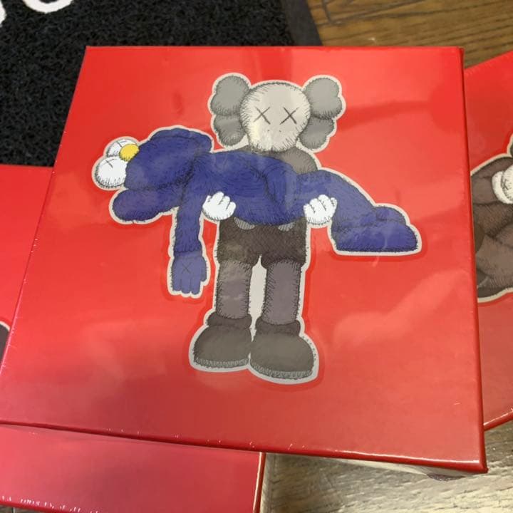 新品 KAWS パズル 3点セット カウズ puzzle