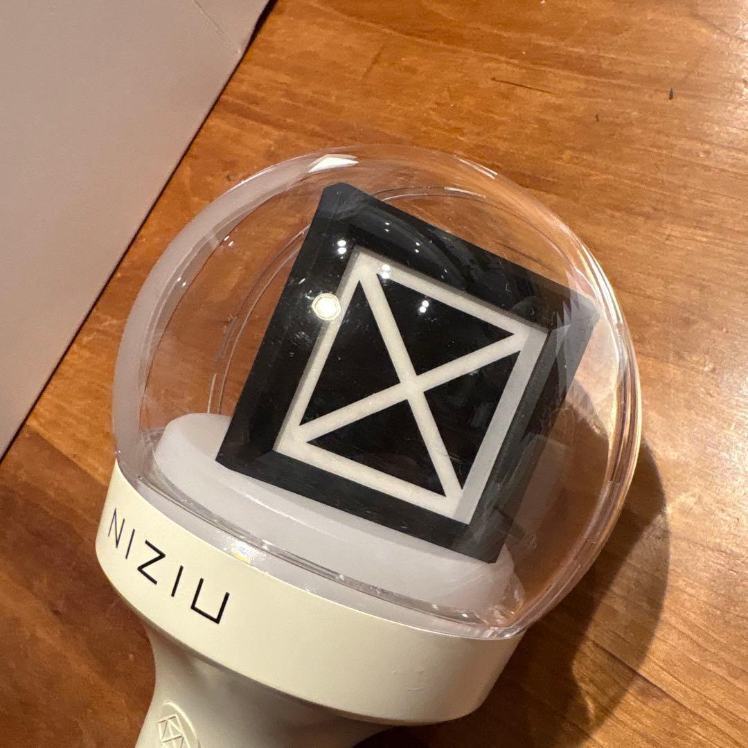 NIZIU ペンライト NiziU OFFICIAL LIGHT STICK
