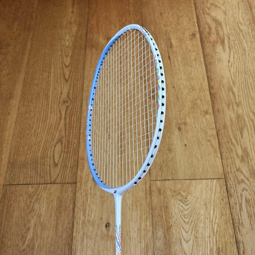 ヨネックス YONEX バドミントンラケット アストロクス70 AX70