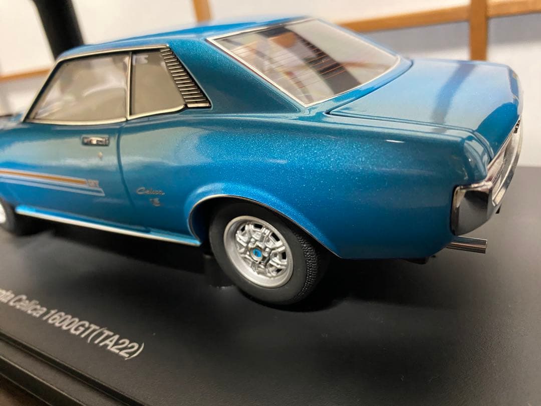 トヨタ セリカ 1600GT 1/18